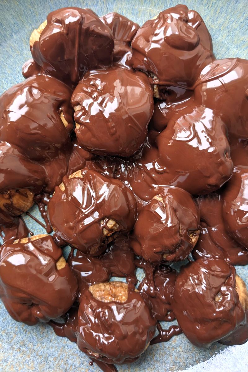 Easy Chocolate Stuffed Figs With Nuts - Greek Appetite