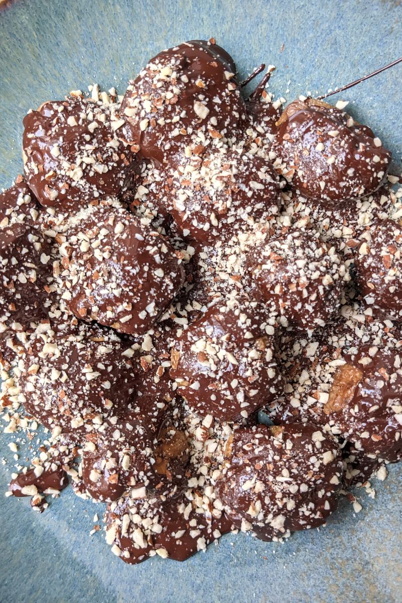 Easy Chocolate Stuffed Figs With Nuts - Greek Appetite